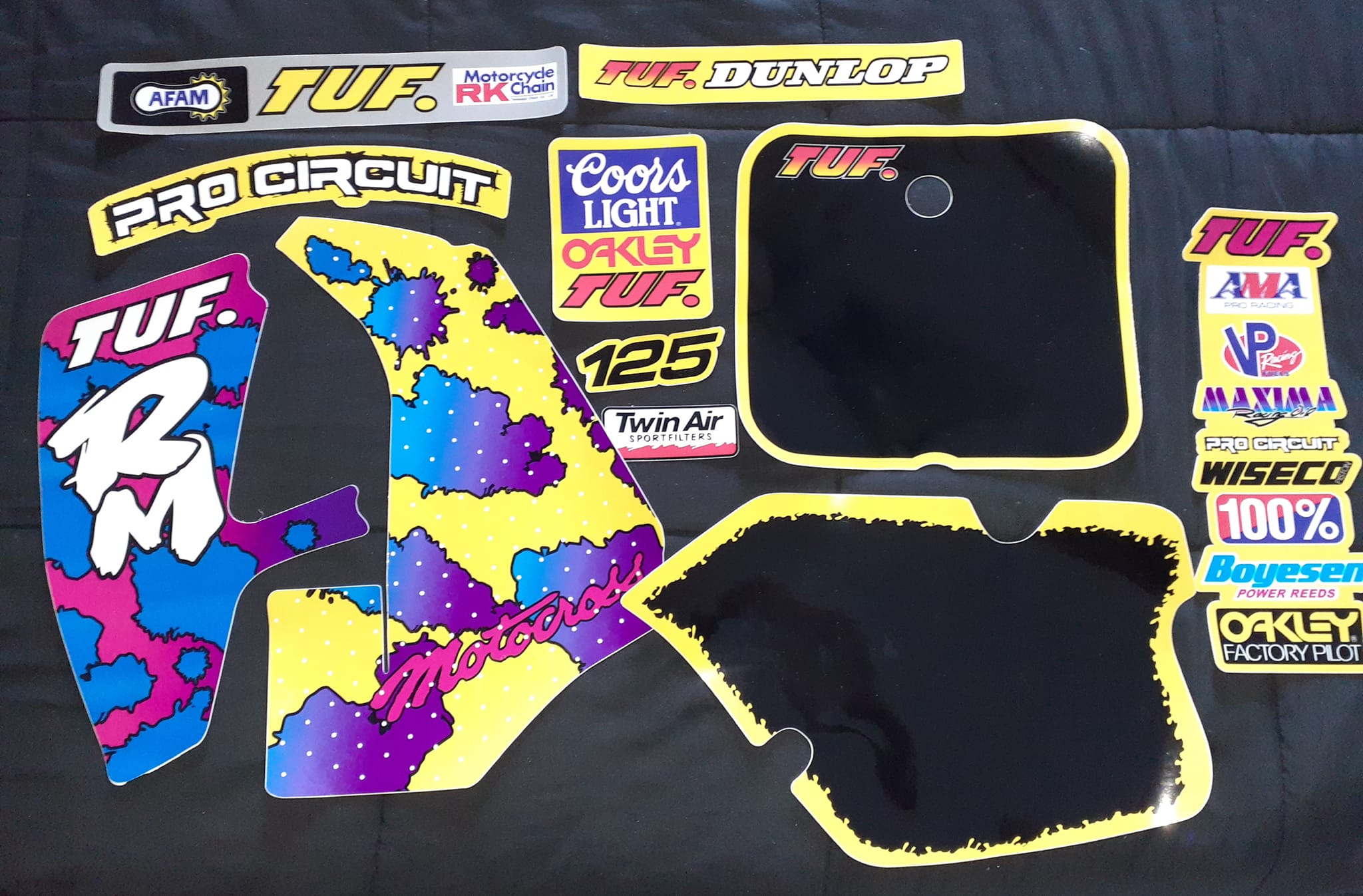 Graphics – Dare Vintage Decals