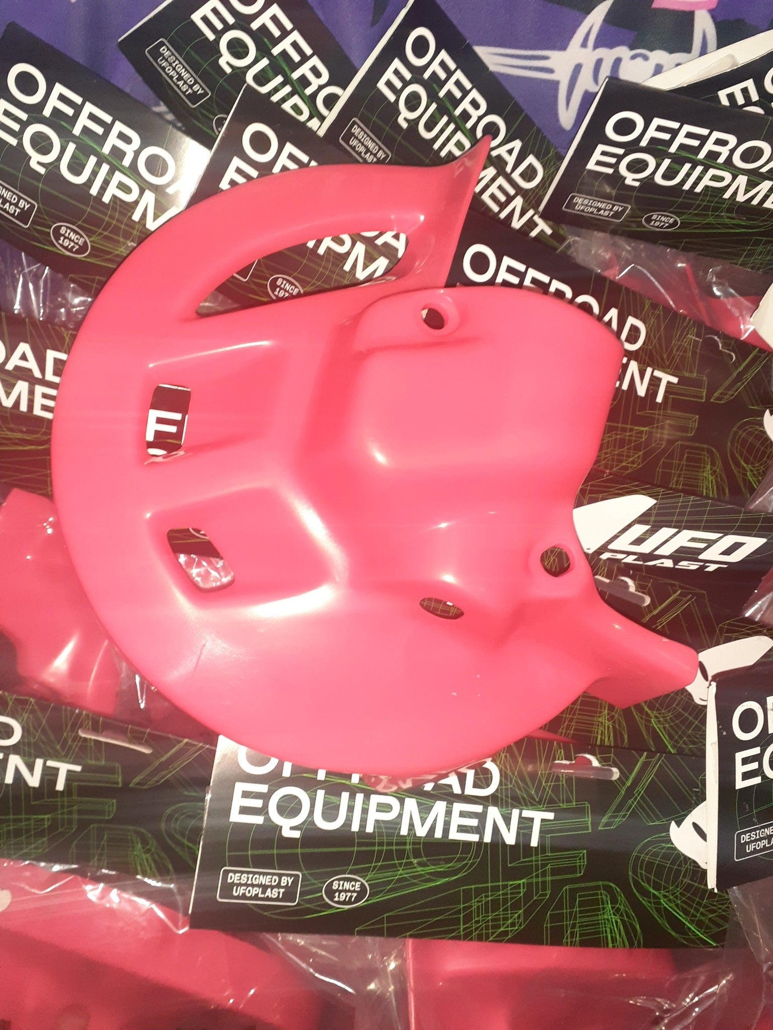 Plastics – Dare Vintage Decals